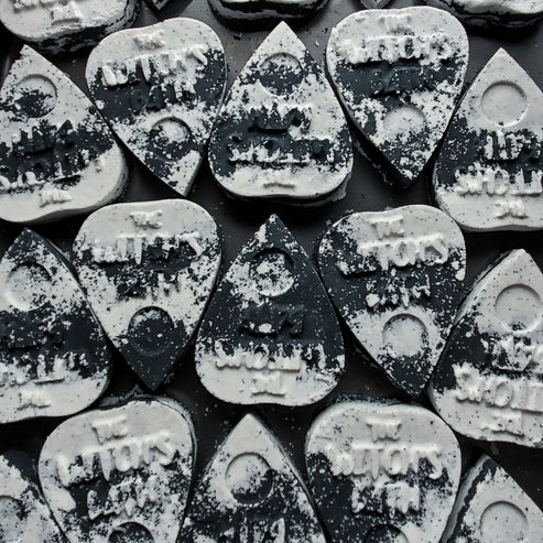 Classic Witch Bath Bomb – The Witch’s Bath